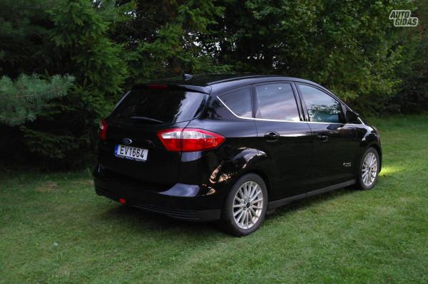 Ford C-Max 2016 in Ukmerge, with an engine capacity of 2.00 L and mileage of 86 thousand km for 8300 €, photo 9 on AUTOMOTO.COM.LV
