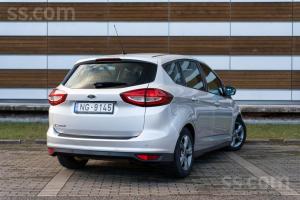 Ford C-Max 2017 in Riga, with an engine capacity of 2.00 L and mileage of 210 thousand km for 6300 €, photo 4 on AUTOMOTO.COM.LV
