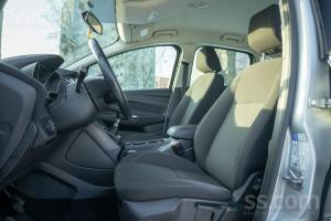 Ford C-Max 2017 in Liepaja, with an engine capacity of 1.50 L and mileage of 247 thousand km for 6300 €, photo 6 on AUTOMOTO.COM.LV