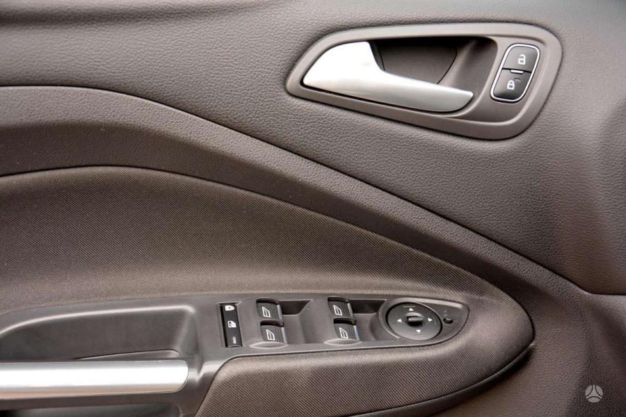 Ford C-Max 2018 in Joniskis, with an engine capacity of 1.00 L and mileage of 190 thousand km for 5499 €, photo 25 on AUTOMOTO.COM.LV