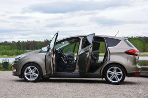 Ford C-Max 2018 in Joniskis, with an engine capacity of 1.00 L and mileage of 190 thousand km for 5499 €, photo 30 on AUTOMOTO.COM.LV