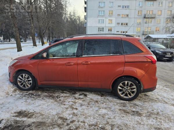 Oranžs Ford C-Max 2011 Ogre, ar dzinēja tilpumu 1.90 L un nobraukumu 224 tūkst. km par 4000 €, foto 1 vietnē AUTOMOTO.COM.LV