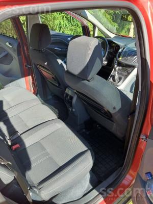 Oranžs Ford C-Max 2011 Rīga, ar dzinēja tilpumu 1.60 L un nobraukumu 254 tūkst. km par 3700 €, foto 6 vietnē AUTOMOTO.COM.LV