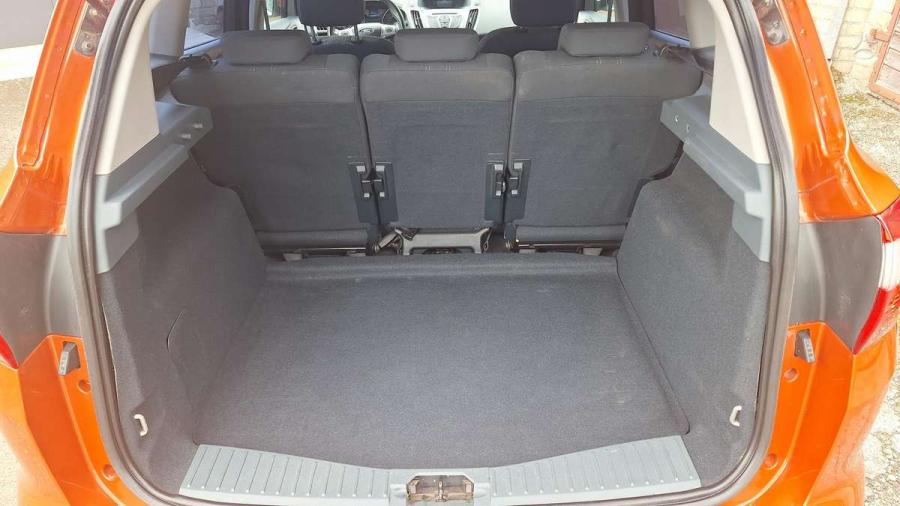 Oranžs Ford C-Max 2011 Kauņa, ar dzinēja tilpumu 1.56 L un nobraukumu 373 tūkst. km par 3300 €, foto 6 vietnē AUTOMOTO.COM.LV