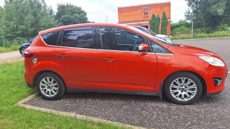 Oranžs Ford C-Max 2011 Kauņa, ar dzinēja tilpumu 1.56 L un nobraukumu 373 tūkst. km par 3300 €, foto 18 vietnē AUTOMOTO.COM.LV