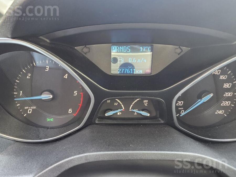 Oranžs Ford C-Max 2011 Rīga, ar dzinēja tilpumu 2.00 L un nobraukumu 280 tūkst. km par 4200 €, foto 6 vietnē AUTOMOTO.COM.LV