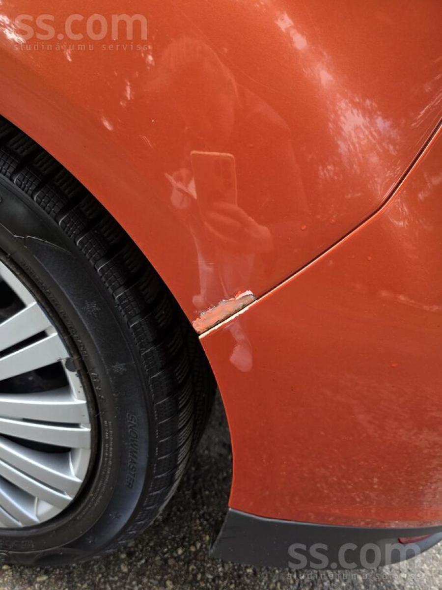 Oranžs Ford C-Max 2011 Rīga, ar dzinēja tilpumu 2.00 L un nobraukumu 280 tūkst. km par 4200 €, foto 11 vietnē AUTOMOTO.COM.LV