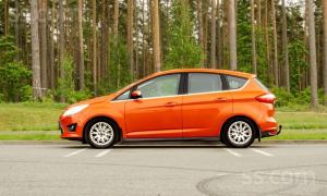 Orange Ford C-Max 2012 in Riga, with an engine capacity of 2.00 L and mileage of 289 thousand km for 4490 €, photo 5 on AUTOMOTO.COM.LV