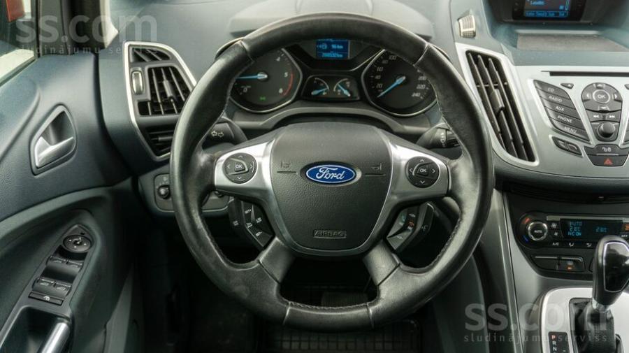 Orange Ford C-Max 2012 in Riga, with an engine capacity of 2.00 L and mileage of 289 thousand km for 4490 €, photo 14 on AUTOMOTO.COM.LV