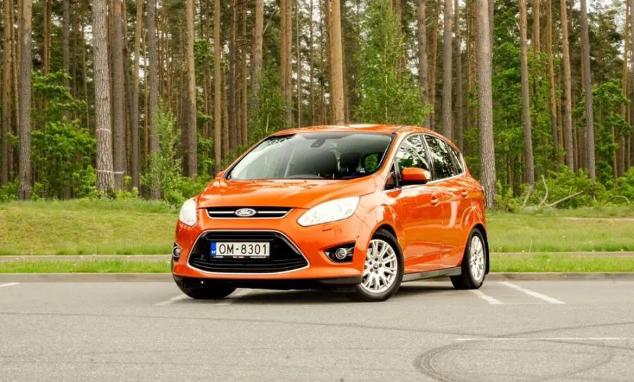 Oranžs Ford C-Max 2012 Rīga, ar dzinēja tilpumu 2.00 L un nobraukumu 289 tūkst. km par 4490 €, foto 1 vietnē AUTOMOTO.COM.LV