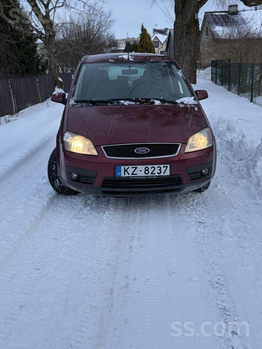 Red Ford C-Max 2004 in Talsi, with an engine capacity of 1.60 L and mileage of 342 thousand km for 900 €, photo 1 on AUTOMOTO.COM.LV