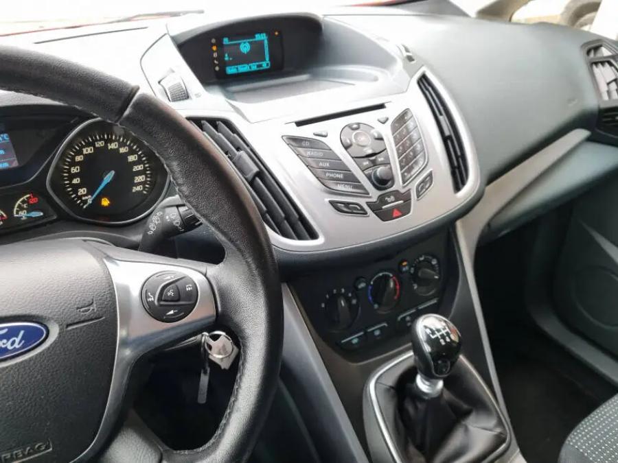Sarkans Ford C-Max 2013 Jēkabpils, ar dzinēja tilpumu 1.60 L un nobraukumu 274 tūkst. km par 4950 €, foto 26 vietnē AUTOMOTO.COM.LV