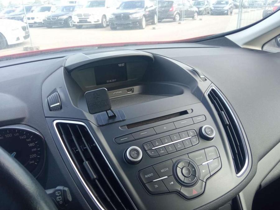 Sarkans Ford C-Max 2017 Marijampole, ar dzinēja tilpumu 1.00 L un nobraukumu 107 tūkst. km par 3850 €, foto 11 vietnē AUTOMOTO.COM.LV