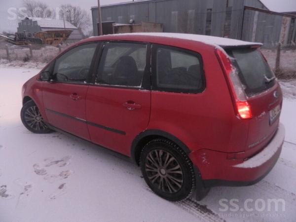 Red Ford C-Max 2007 in Ogre, with an engine capacity of 2.00 L and mileage of 297 thousand km for 499 €, photo 6 on AUTOMOTO.COM.LV