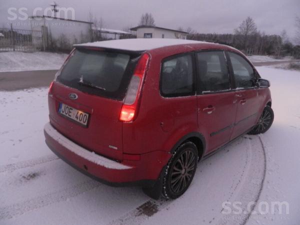 Red Ford C-Max 2007 in Ogre, with an engine capacity of 2.00 L and mileage of 297 thousand km for 499 €, photo 8 on AUTOMOTO.COM.LV