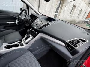 Sarkans Ford C-Max 2011 Daugavpils, ar dzinēja tilpumu 2.00 L un nobraukumu 0 tūkst. km par 4950 €, foto 14 vietnē AUTOMOTO.COM.LV
