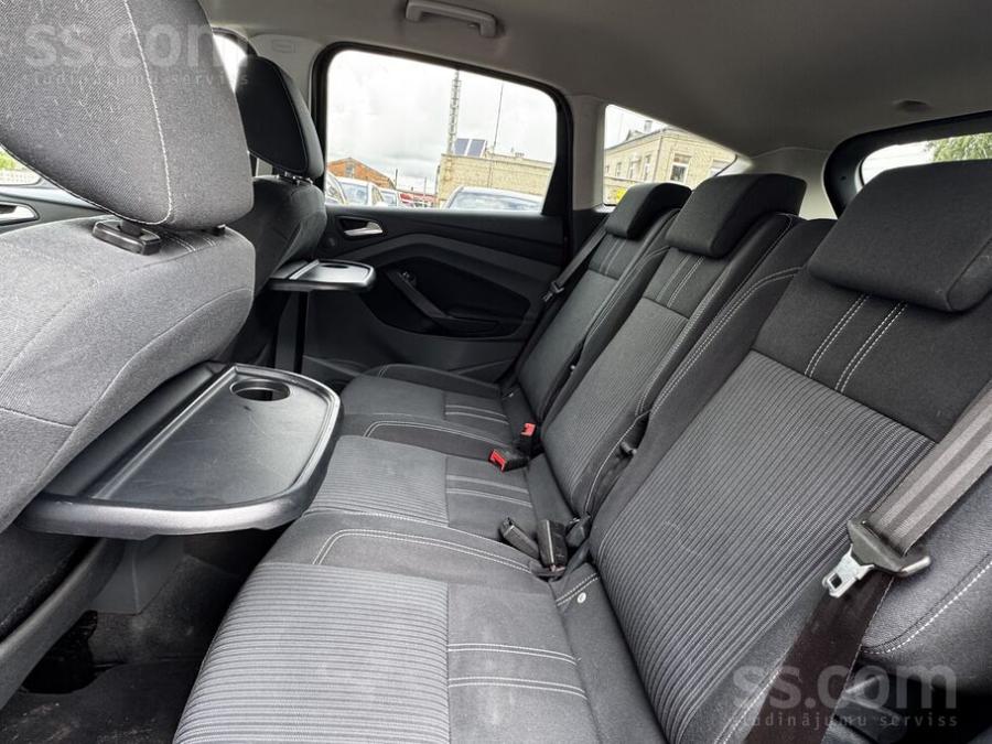 Sarkans Ford C-Max 2011 Daugavpils, ar dzinēja tilpumu 2.00 L un nobraukumu 0 tūkst. km par 4950 €, foto 26 vietnē AUTOMOTO.COM.LV