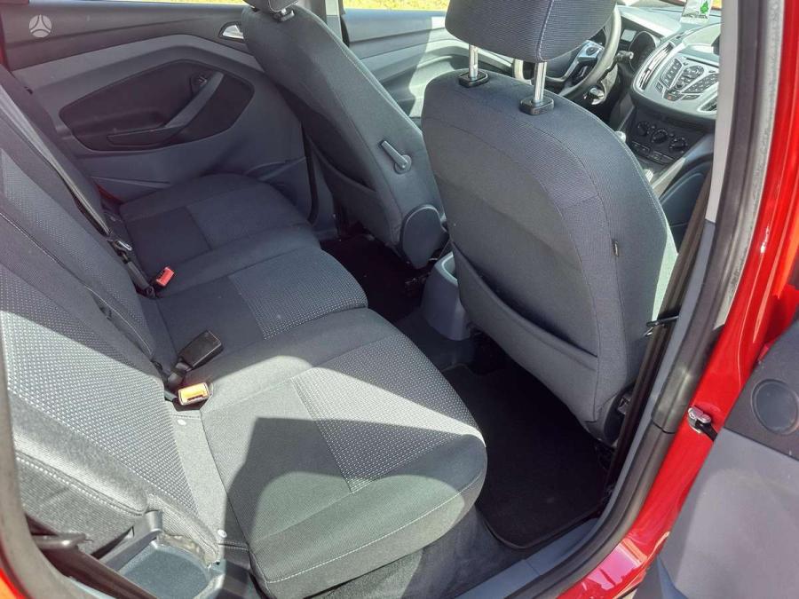 Sarkans Ford C-Max 2012 Šauļi, ar dzinēja tilpumu 1.60 L un nobraukumu 0 tūkst. km par 3650 €, foto 17 vietnē AUTOMOTO.COM.LV