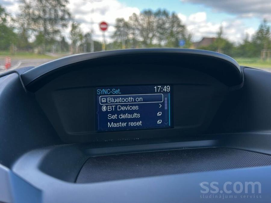 Sarkans Ford C-Max 2014 Jelgava, ar dzinēja tilpumu 1.00 L un nobraukumu 0 tūkst. km par 4100 €, foto 22 vietnē AUTOMOTO.COM.LV