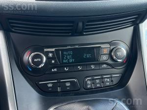 Sarkans Ford C-Max 2014 Jelgava, ar dzinēja tilpumu 1.00 L un nobraukumu 0 tūkst. km par 4100 €, foto 24 vietnē AUTOMOTO.COM.LV