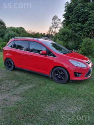 Red Ford C-Max 2014 in Daugavpils, with an engine capacity of 2.00 L and mileage of 218 thousand km for 6500 €, photo  on AUTOMOTO.COM.LV