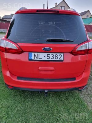 Red Ford C-Max 2014 in Daugavpils, with an engine capacity of 2.00 L and mileage of 218 thousand km for 6500 €, photo 3 on AUTOMOTO.COM.LV