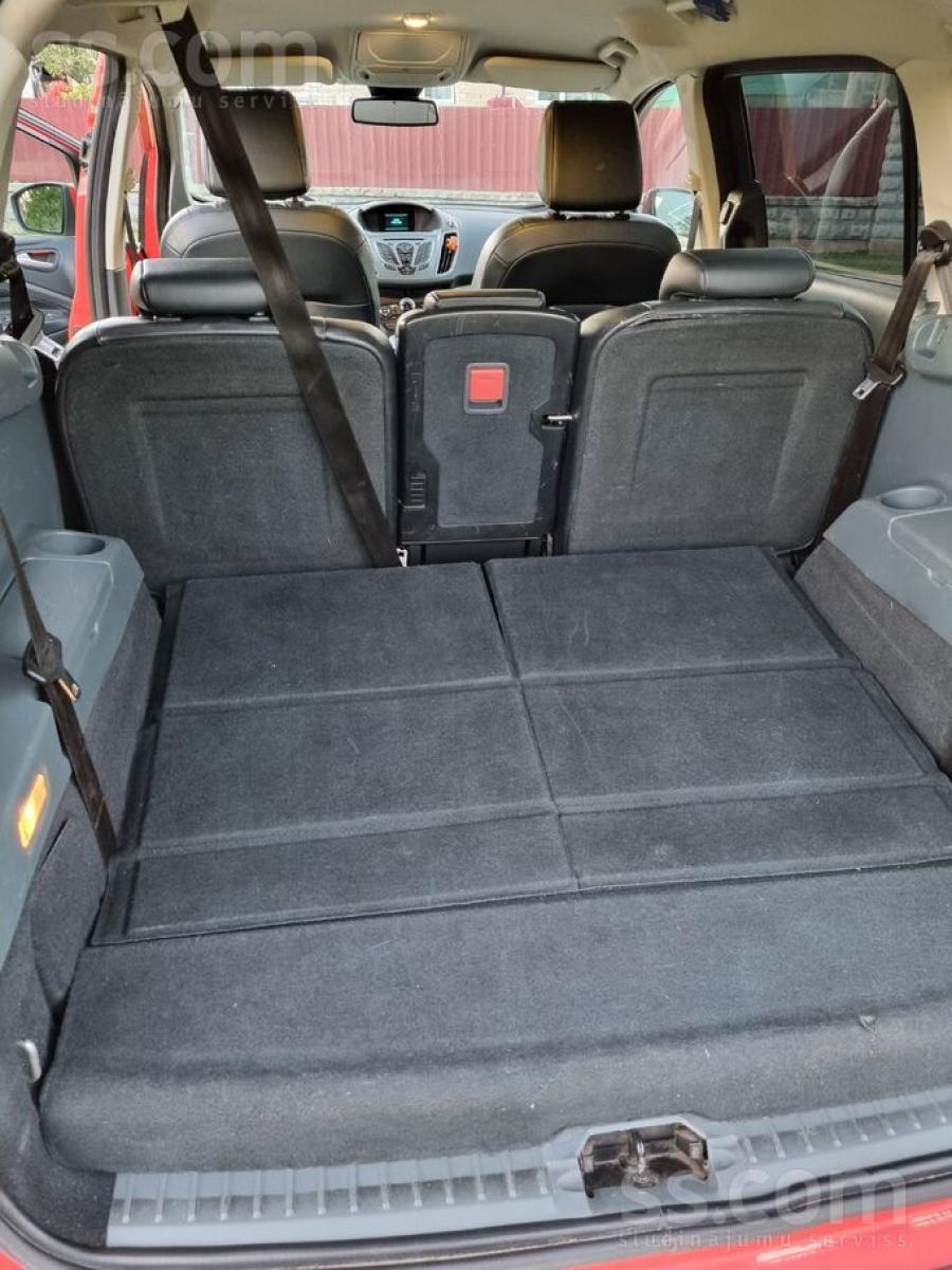 Red Ford C-Max 2014 in Daugavpils, with an engine capacity of 2.00 L and mileage of 218 thousand km for 6500 €, photo 8 on AUTOMOTO.COM.LV
