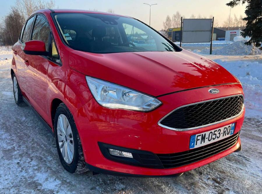 Red Ford C-Max 2019 in Taurage, with an engine capacity of 1.50 L and mileage of 213 thousand km for 4199 €, photo 2 on AUTOMOTO.COM.LV