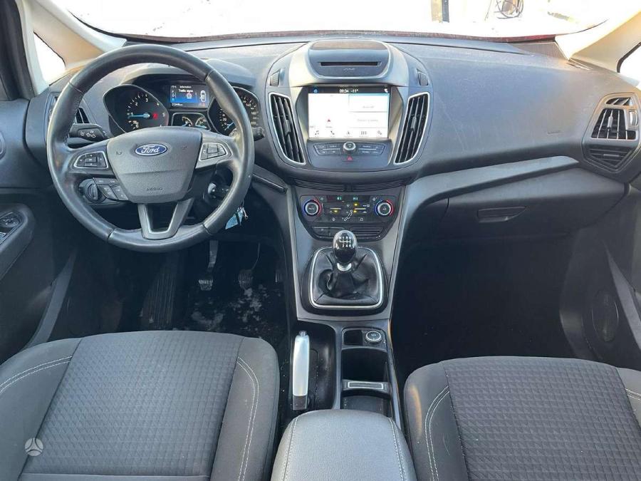 Red Ford C-Max 2019 in Taurage, with an engine capacity of 1.50 L and mileage of 213 thousand km for 4199 €, photo 8 on AUTOMOTO.COM.LV