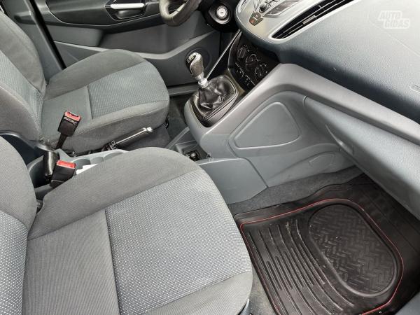 Ford C-Max 2011 in Siauliai, with an engine capacity of 1.60 L and mileage of 288 thousand km for 2850 €, photo 7 on AUTOMOTO.COM.LV