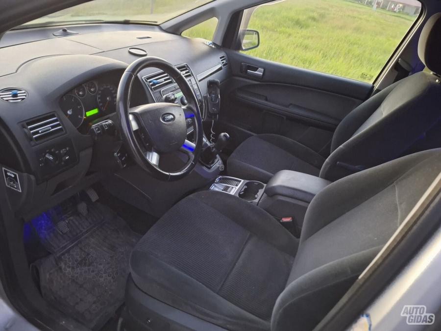 Ford C-Max 2005 in Mazeikiai, with an engine capacity of 1.60 L and mileage of 285 thousand km for 550 €, photo 6 on AUTOMOTO.COM.LV