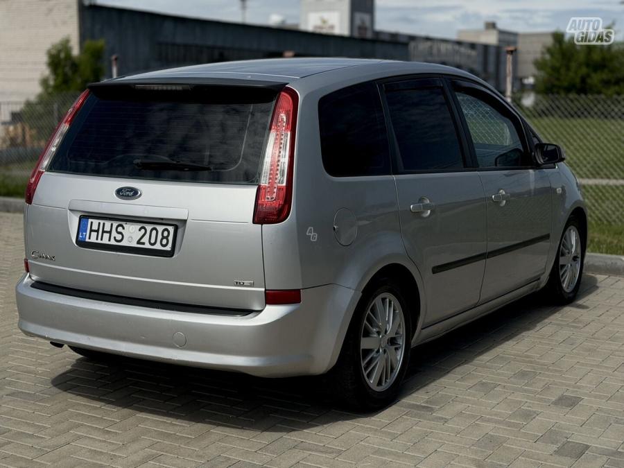 Ford C-Max 2008 in Kaunas, with an engine capacity of 1.80 L and mileage of 320 thousand km for 1450 €, photo 9 on AUTOMOTO.COM.LV