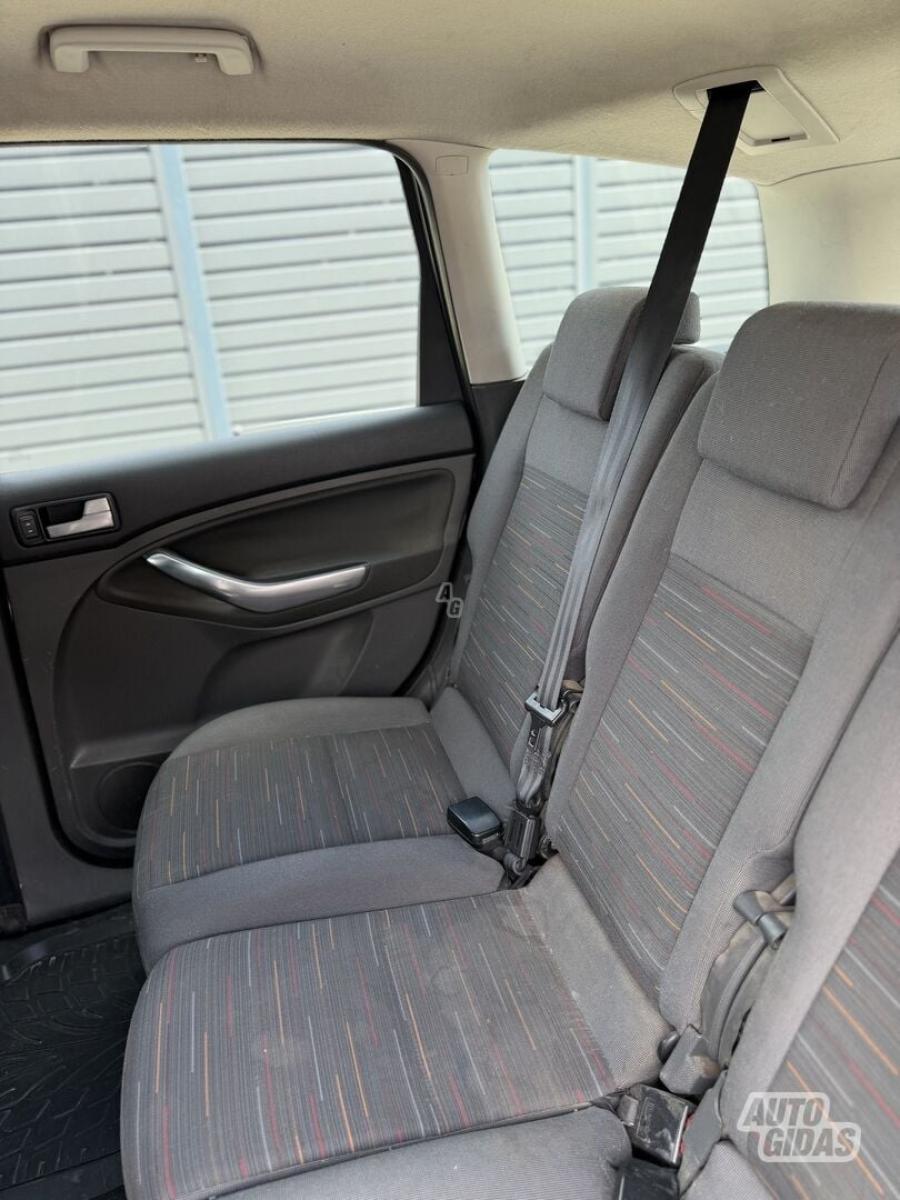 Ford C-Max 2009 in Kaunas, with an engine capacity of 1.60 L and mileage of 256 thousand km for 1550 €, photo 15 on AUTOMOTO.COM.LV