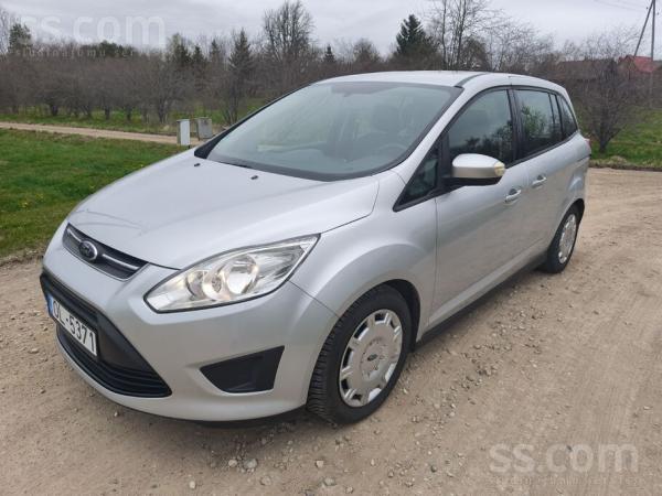 Ford C-Max 2012 in Liepaja, with an engine capacity of 1.60 L and mileage of 229 thousand km for 4650 €, photo 6 on AUTOMOTO.COM.LV