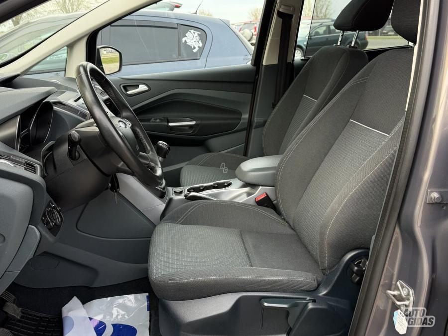Ford C-Max 2014 in Kretinga, with an engine capacity of 1.00 L and mileage of 131 thousand km for 5200 €, photo 16 on AUTOMOTO.COM.LV