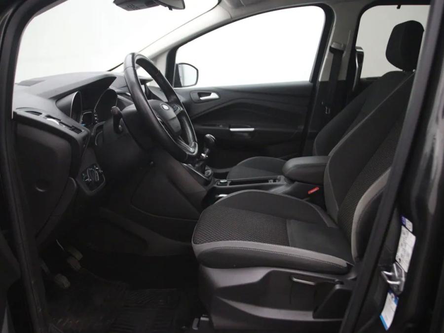 Ford C-Max 2019 in Vilnius, with an engine capacity of 1.00 L and mileage of 192 thousand km for 7699 €, photo 4 on AUTOMOTO.COM.LV