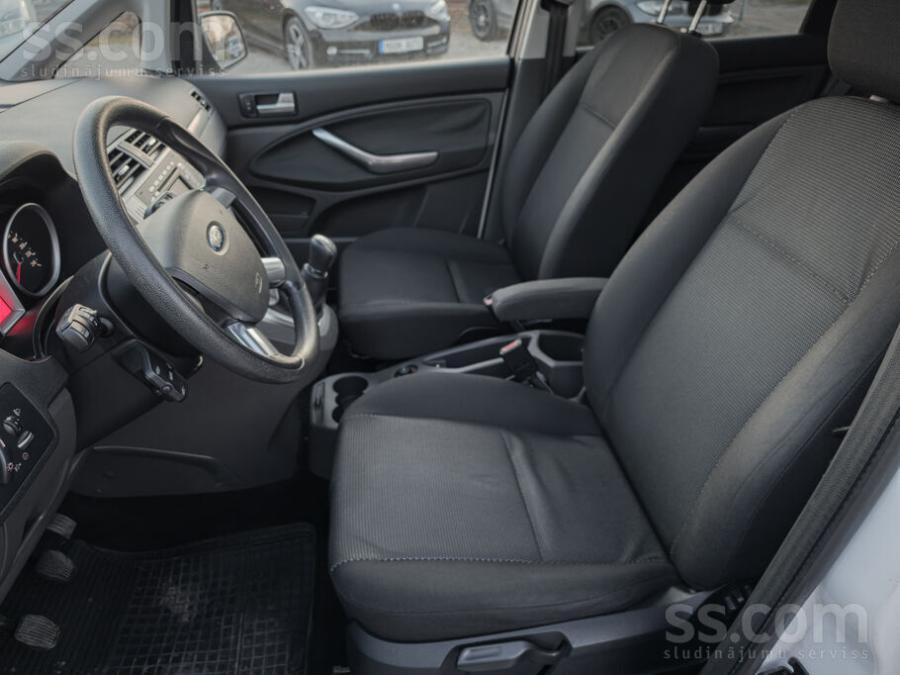 Balts Ford C-Max 2009 Liepāja, ar dzinēja tilpumu 1.60 L un nobraukumu 130 tūkst. km par 3390 €, foto 12 vietnē AUTOMOTO.COM.LV