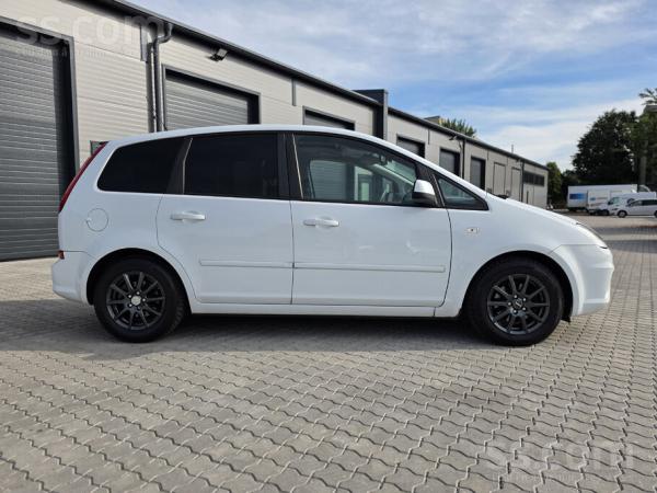 Ford C-Max 2009 in Liepaja on AUTOMOTO.COM.LV White Ford C-Max 2009 in Liepaja, with an engine capacity of 1.60 L and mileage of 130 thousand km for 3190 €, photo 6 on AUTOMOTO.COM.LV