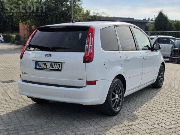 Ford C-Max 2009 in Liepaja on AUTOMOTO.COM.LV White Ford C-Max 2009 in Liepaja, with an engine capacity of 1.60 L and mileage of 130 thousand km for 3190 €, photo 7 on AUTOMOTO.COM.LV