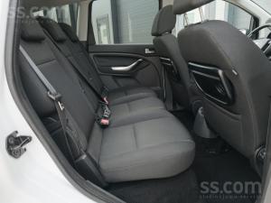 Balts Ford C-Max 2009 Liepāja, ar dzinēja tilpumu 1.60 L un nobraukumu 130 tūkst. km par 3190 €, foto 13 vietnē AUTOMOTO.COM.LV