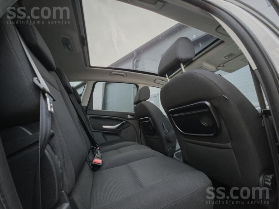 Balts Ford C-Max 2009 Liepāja, ar dzinēja tilpumu 1.60 L un nobraukumu 130 tūkst. km par 3190 €, foto 14 vietnē AUTOMOTO.COM.LV