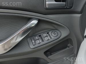 Balts Ford C-Max 2009 Liepāja, ar dzinēja tilpumu 1.60 L un nobraukumu 130 tūkst. km par 3190 €, foto 17 vietnē AUTOMOTO.COM.LV