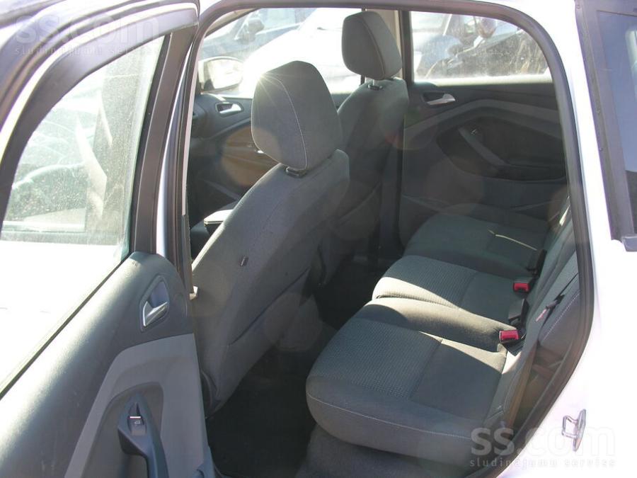 White Ford C-Max 2011 in Riga, with an engine capacity of 1.60 L and mileage of 0 thousand km for 3990 €, photo 9 on AUTOMOTO.COM.LV