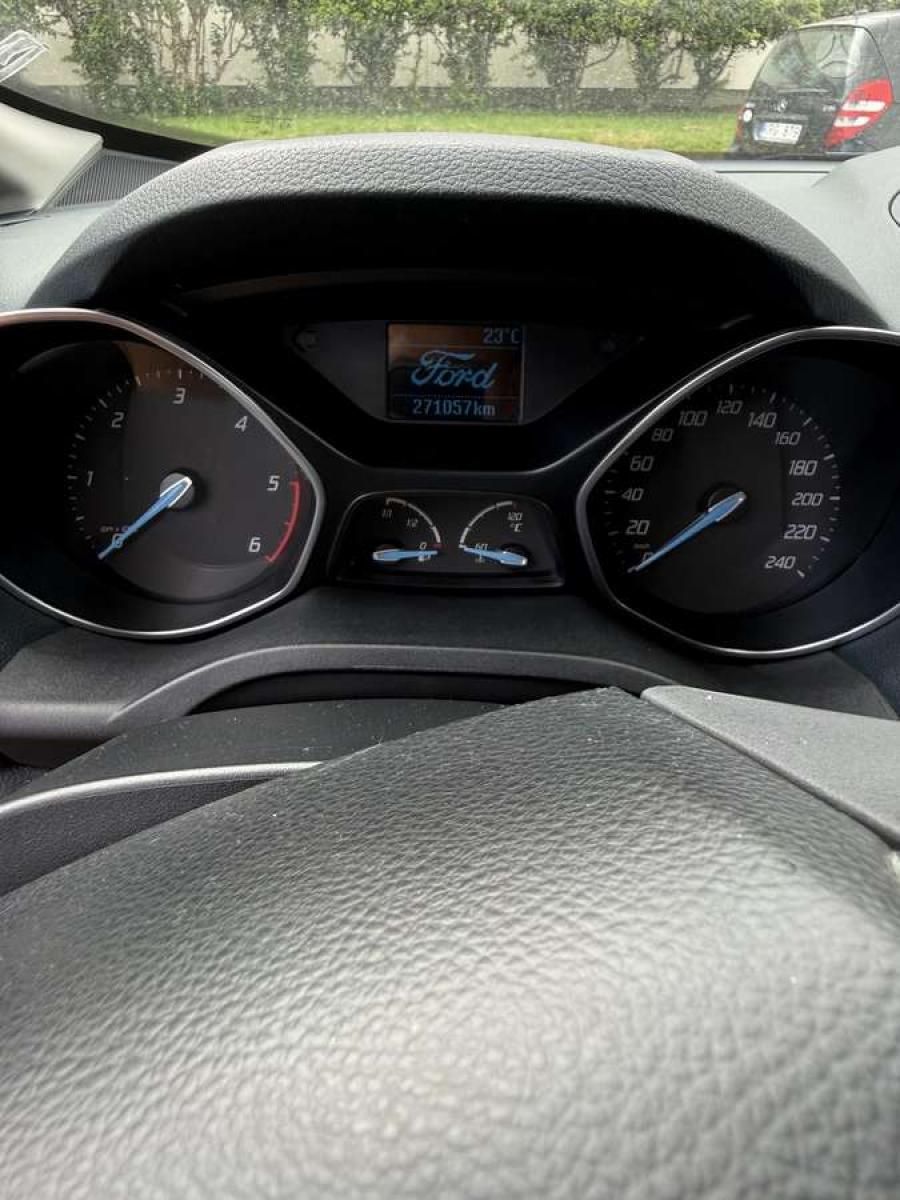Balts Ford C-Max 2011 Klaipėda, ar dzinēja tilpumu 1.56 L un nobraukumu 271 tūkst. km par 3350 €, foto 9 vietnē AUTOMOTO.COM.LV