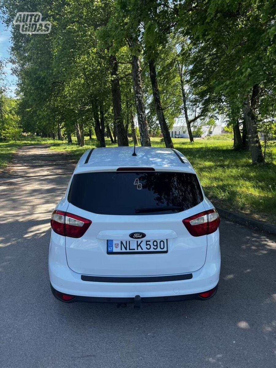 White Ford C-Max 2012 in Taurage, with an engine capacity of 2.00 L and mileage of 244 thousand km for 4250 €, photo 7 on AUTOMOTO.COM.LV