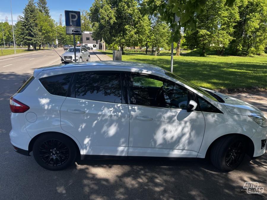 White Ford C-Max 2012 in Taurage, with an engine capacity of 2.00 L and mileage of 244 thousand km for 4250 €, photo 10 on AUTOMOTO.COM.LV