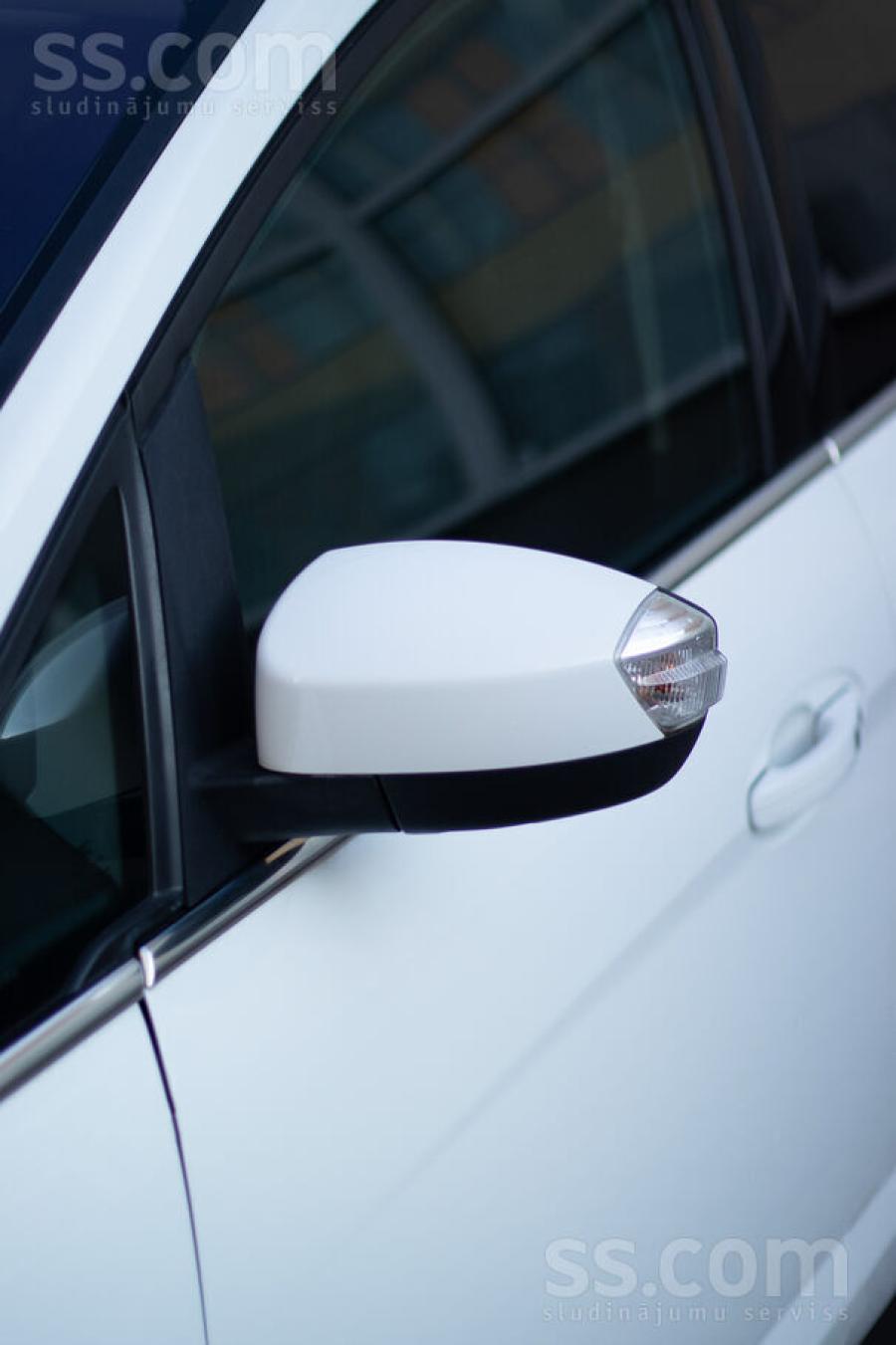 Balts Ford C-Max 2012 Rīga, ar dzinēja tilpumu 2.00 L un nobraukumu 175 tūkst. km par 5550 €, foto 15 vietnē AUTOMOTO.COM.LV