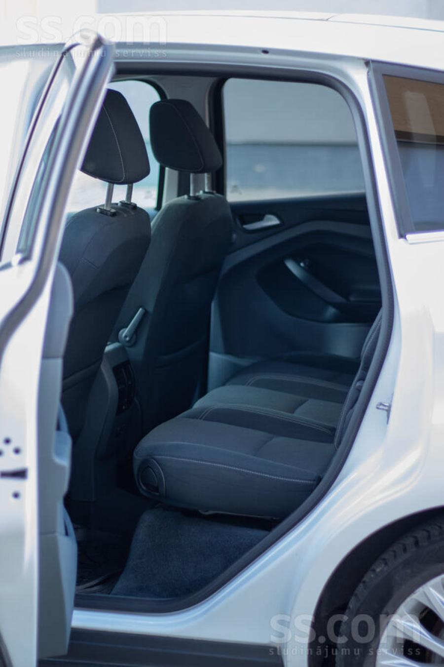 Balts Ford C-Max 2012 Rīga, ar dzinēja tilpumu 2.00 L un nobraukumu 175 tūkst. km par 5550 €, foto 18 vietnē AUTOMOTO.COM.LV