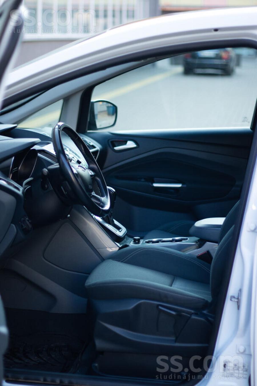 Balts Ford C-Max 2012 Rīga, ar dzinēja tilpumu 2.00 L un nobraukumu 175 tūkst. km par 5550 €, foto 19 vietnē AUTOMOTO.COM.LV