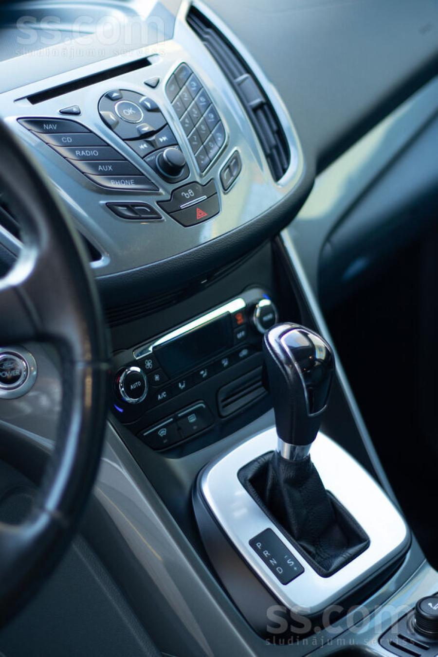 Balts Ford C-Max 2012 Rīga, ar dzinēja tilpumu 2.00 L un nobraukumu 175 tūkst. km par 5550 €, foto 25 vietnē AUTOMOTO.COM.LV